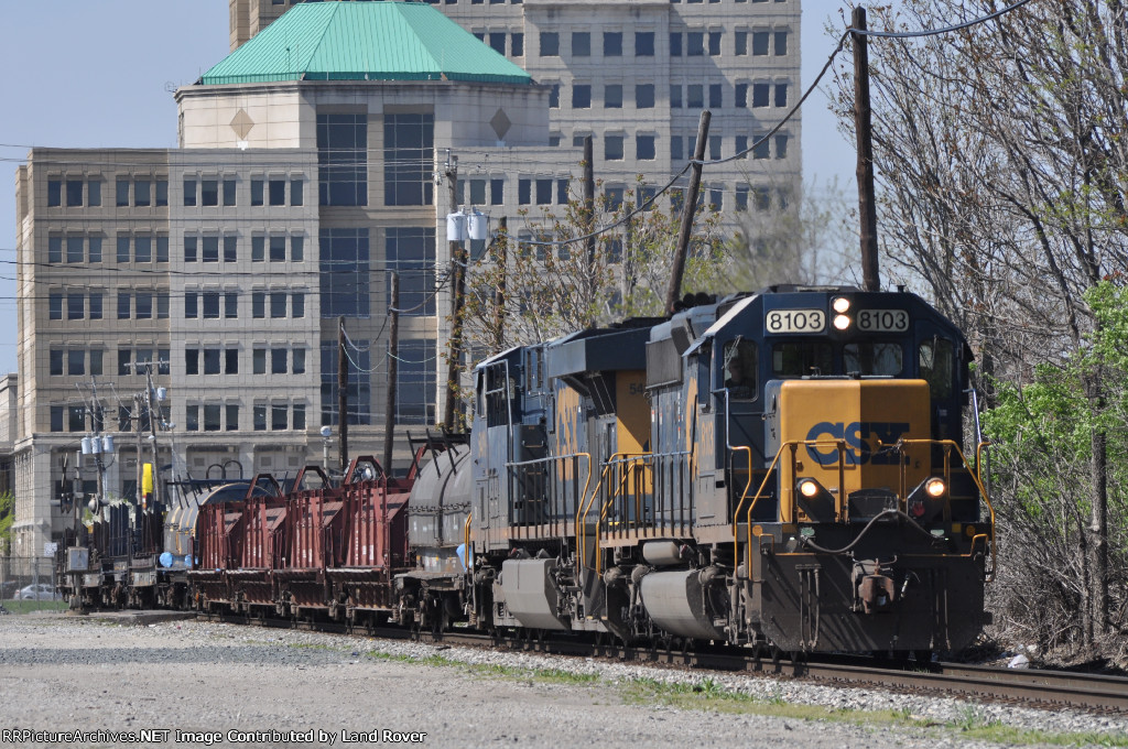 CSXT 8103 On CSX K 587 Eastbound